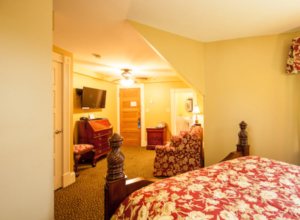INN – Dundee Arms Inn